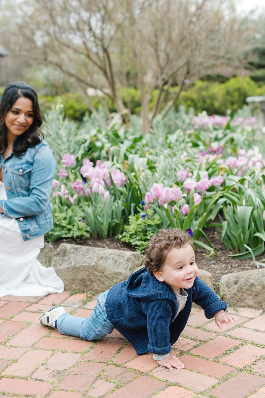 A Dreamy Bishop’s Garden Family Session | Washington, DC Family Photographer ...